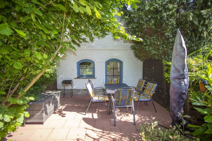 ruhig gelegenes Ferienhaus mit Terrasse -am- Bach