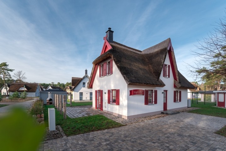 Großes Ferienhaus mit viel Platz am Haff - Ruhe, Idylle und viel Grün